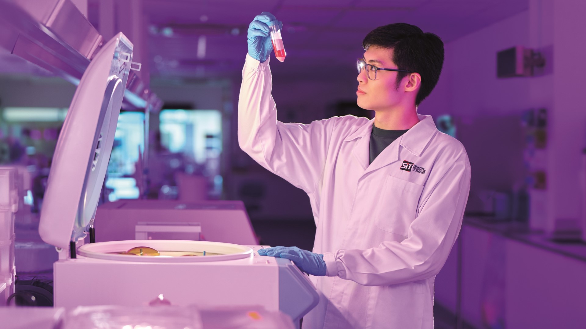 From Lab to Medicine Cabinet: Pharmaceutical Sector's Unsung Heroes | Singapore Institute of ...